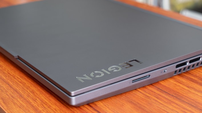 AMD afferma che la larghezza di banda della memoria IGPU di Strix Halo ...