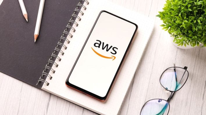 Massive AWS Outage Brings The Internet To Its Knees, Here's The Latest ...