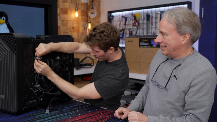 Linux Creator Linus Torvalds Defending Windows BSODs Wasn't On Our ...