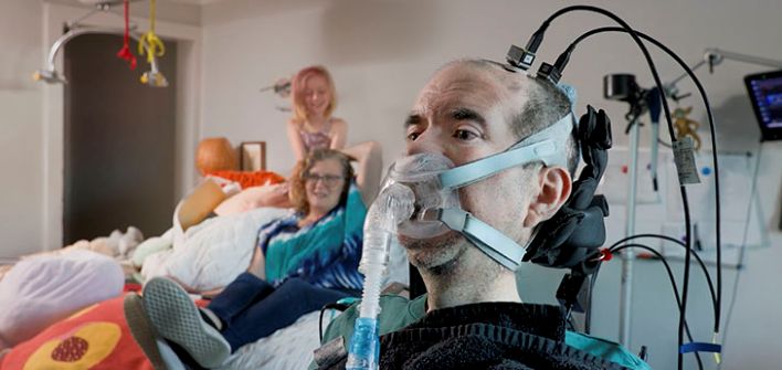 Brain Chip Implant Enables Paralyzed ALS Patient To Speak And Work ...